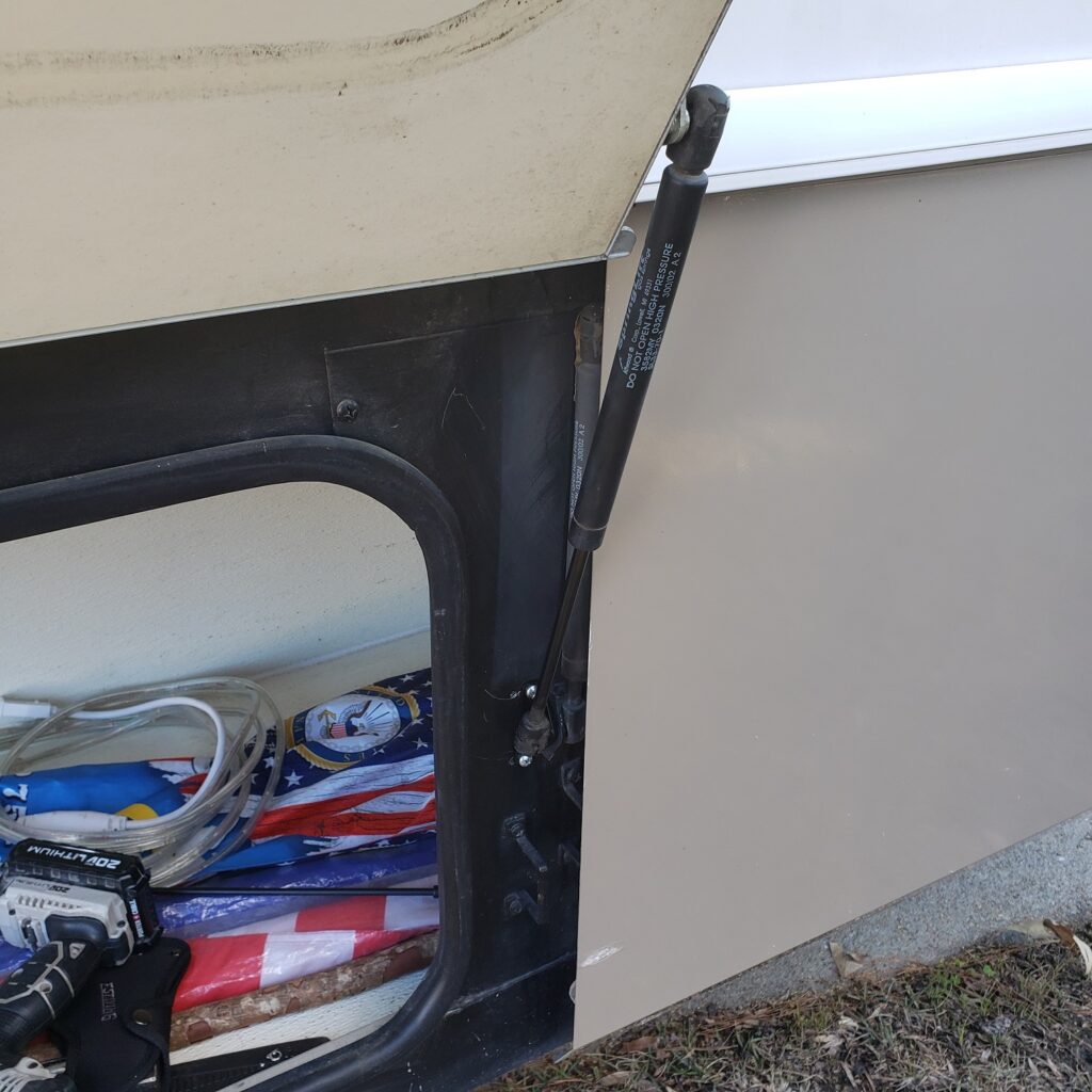 Falling Cargo Doors? - My Bounder